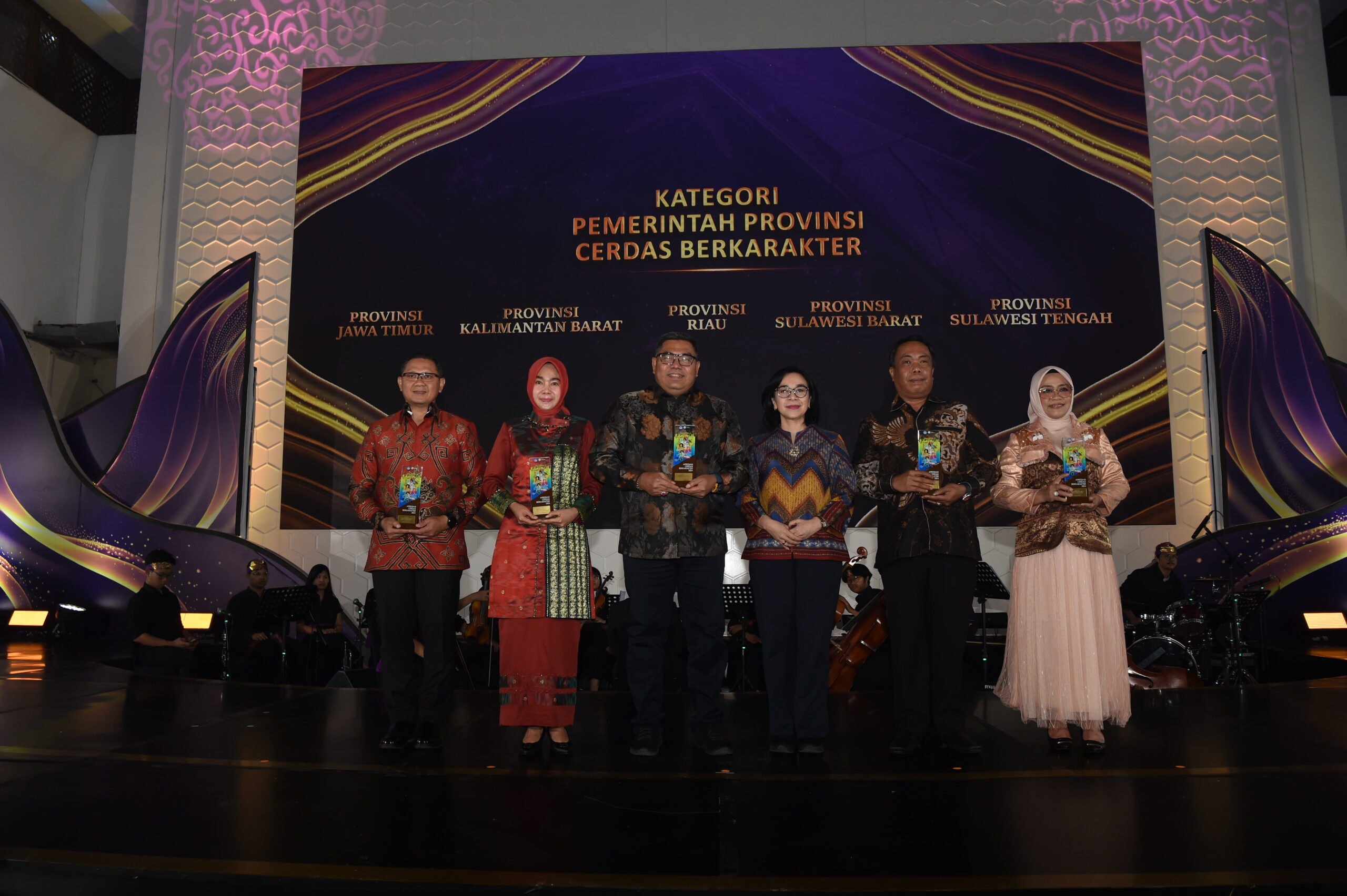 Kemendikbudristek Kembali Gelar Malam Apresiasi Cerdas Berkarakter 2024 - Cerdas Berkarakter ...